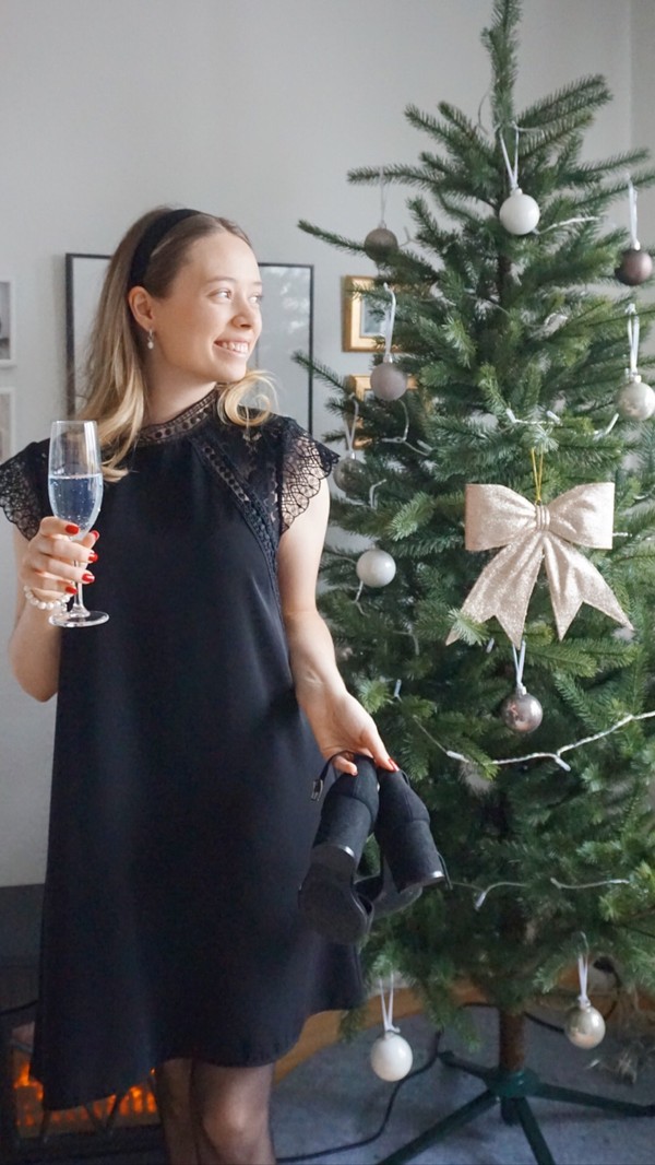 Sayyeastofashion - Element av en klassisk och elegant juloutfit